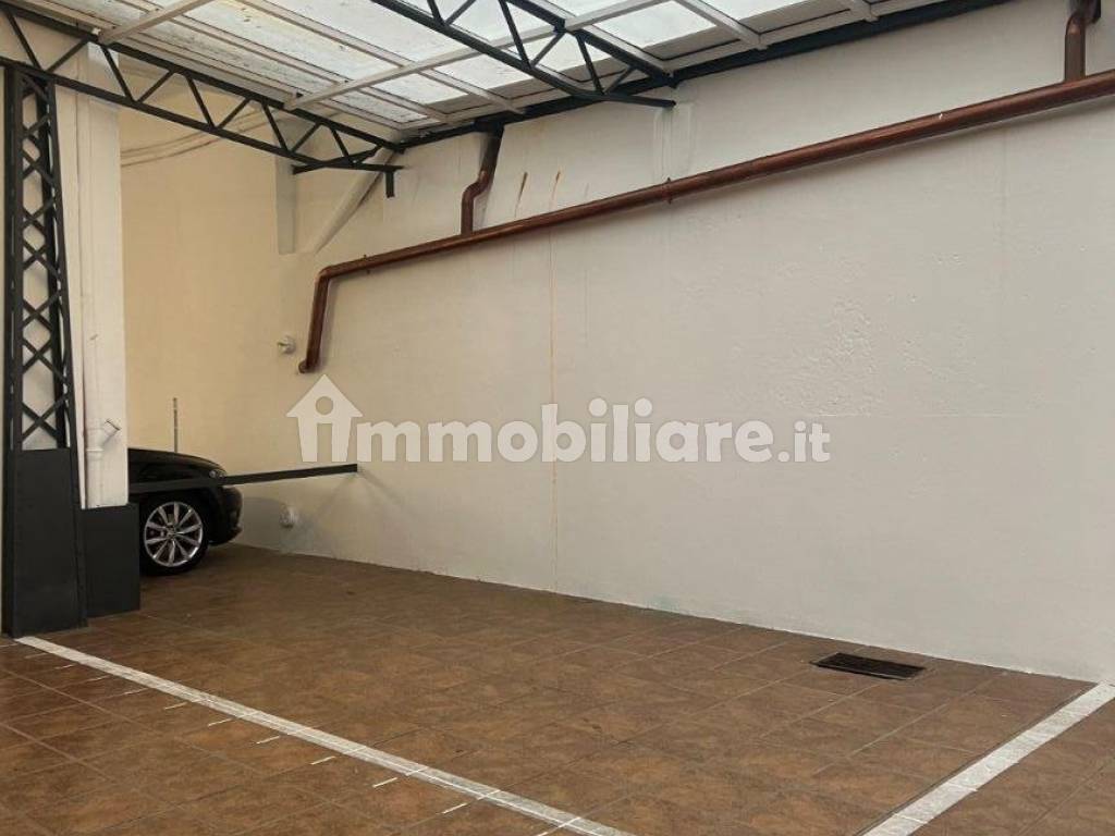 Posto auto - moto, Verona, Rif. 109211943 - Immobiliare.it
