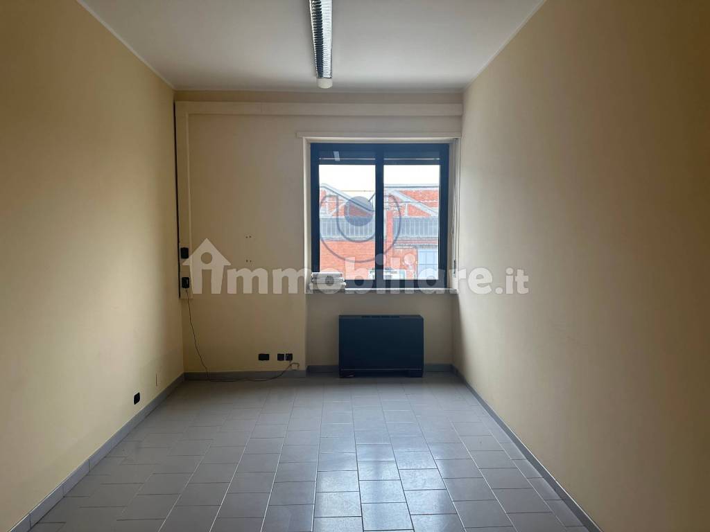 Ufficio - Studio via pavia, Rivoli, Rif. 109242887 - Immobiliare.it