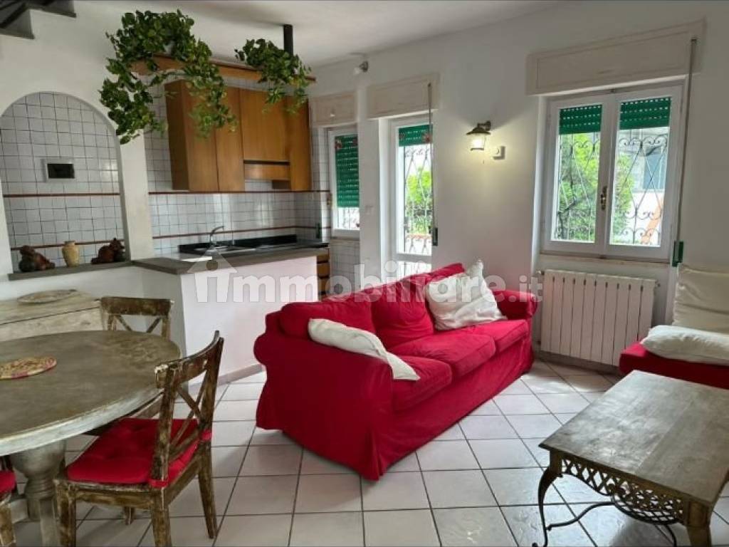 Rent Two-family villa in via del Palombaro 2 Montalto di Castro. With ...