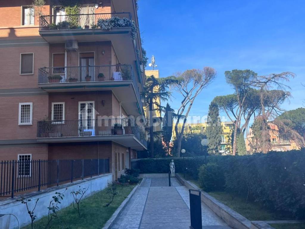 Affitto Appartamento Roma. Trilocale in via Portuense. Ottimo stato ...
