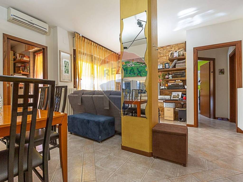 Vendita Appartamento Città Sant'Angelo. Quadrilocale in Vincenzo Cilli ...