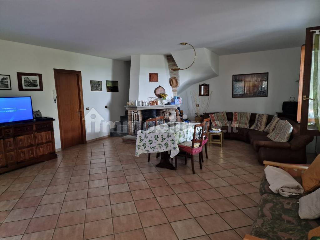 Vendita Villa unifamiliare in frazione Mollio Volpara. Ottimo stato ...