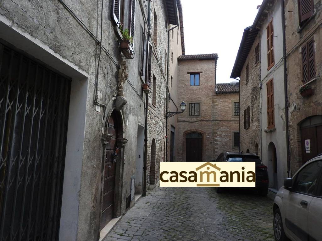 Vendita Appartamento Pergola. Quadrilocale in via Felice Cavallotti ...