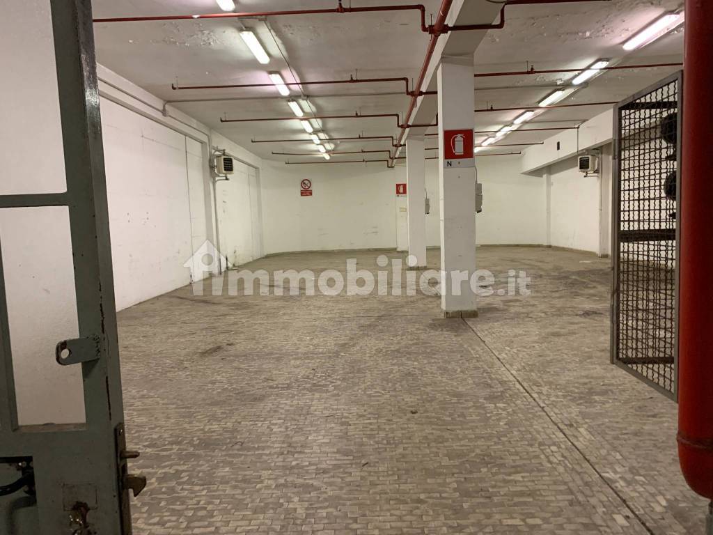 Magazzino - Deposito corso Filippo Turati 13, Torino, Rif. 109564509 - Immobiliare.it
