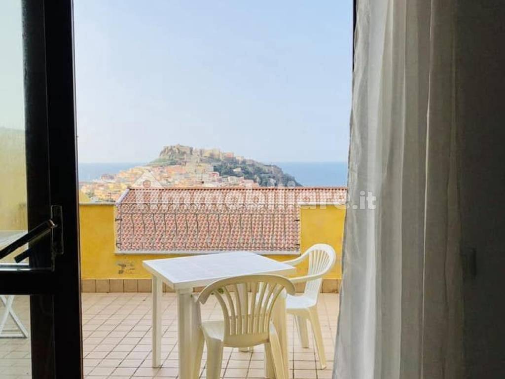 Vendita Attico in via Li Russi Castelsardo. Ottimo stato, posto auto ...