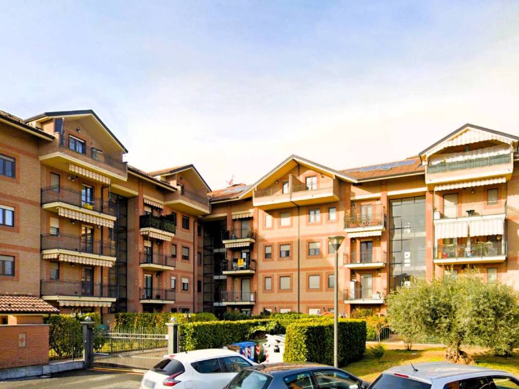 Vendita Appartamento Orbassano. Quadrilocale in via Lussemburgo 7. Ottimo stato, secondo piano ...