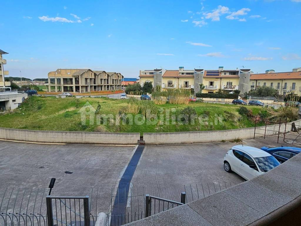 Vendita Appartamento in via Pietro Nenni. Satriano. Buono stato, primo ...