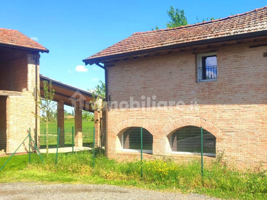 Vendita Rustico in via Zello 4 Imola. Ottimo stato, posto auto, 210 m² ...