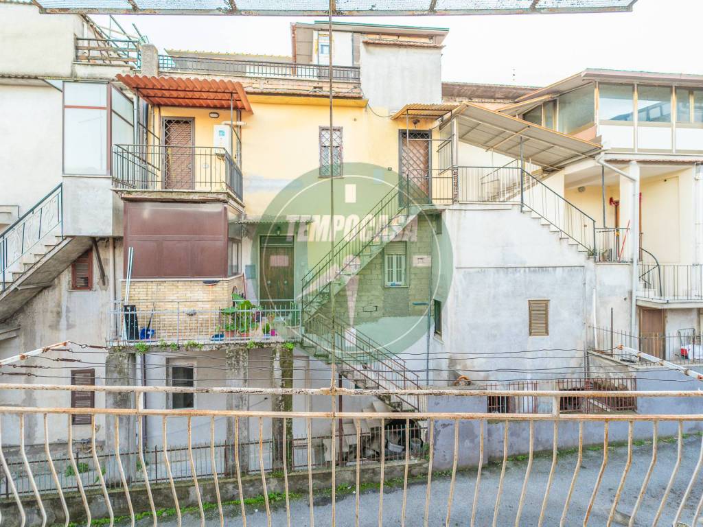 Vendita Appartamento in via Cornelia 312. Roma. Da ristrutturare, piano ...