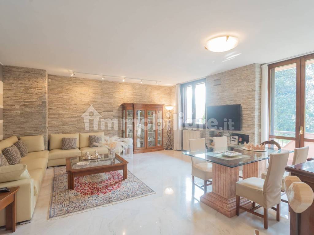 Vendita Villa unifamiliare in via Maria Biffi Levati 1 Monza. Ottimo ...