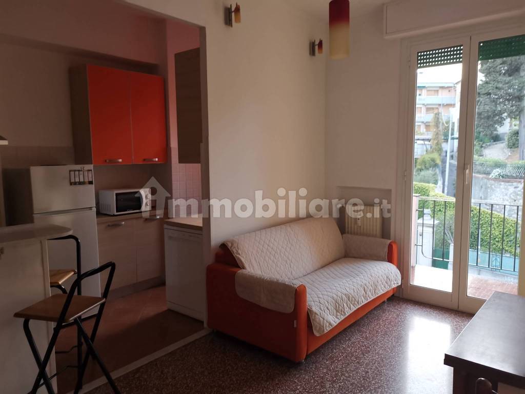 Affitto Appartamento Genova. Trilocale in via Sturla. Ottimo stato ...