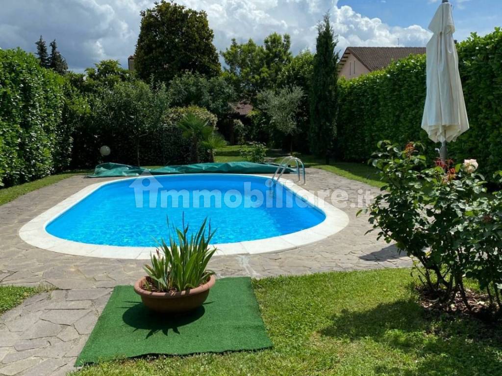 Vendita Villa unifamiliare Galliate. Ottimo stato, posto auto ...