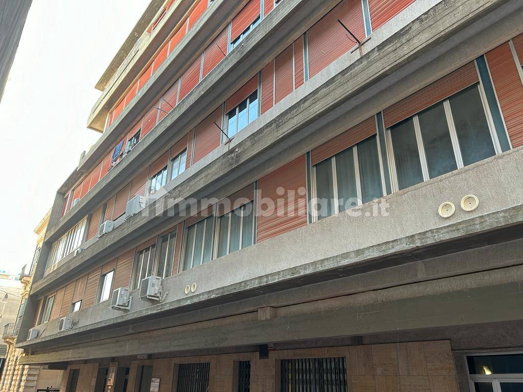 Ufficio - Studio via Ecce Homo 180, Ragusa, Rif. 109708765 - Immobiliare.it