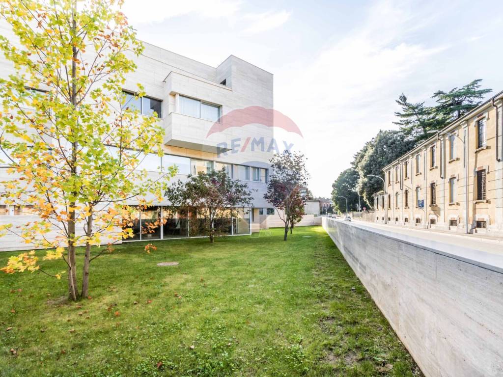 Vendita Appartamento Gallarate. Trilocale, Nuovo, piano terra, posto ...