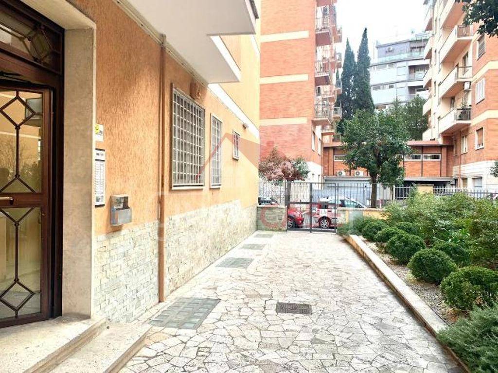 Vendita Appartamento in via Accademia Tiberina 7. Roma. Da ...
