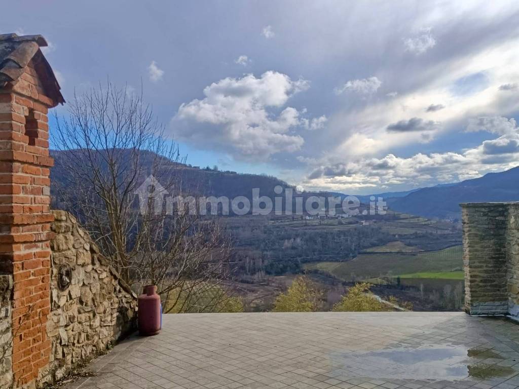 Vendita Terratetto plurifamiliare in via Umberto Maddalena Torre ...