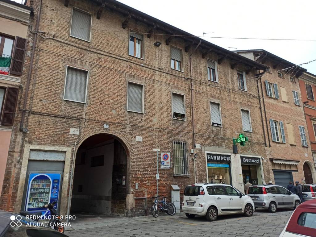 Palazzo - Edificio via Roma, Piacenza, Rif. 109755951 - Immobiliare.it