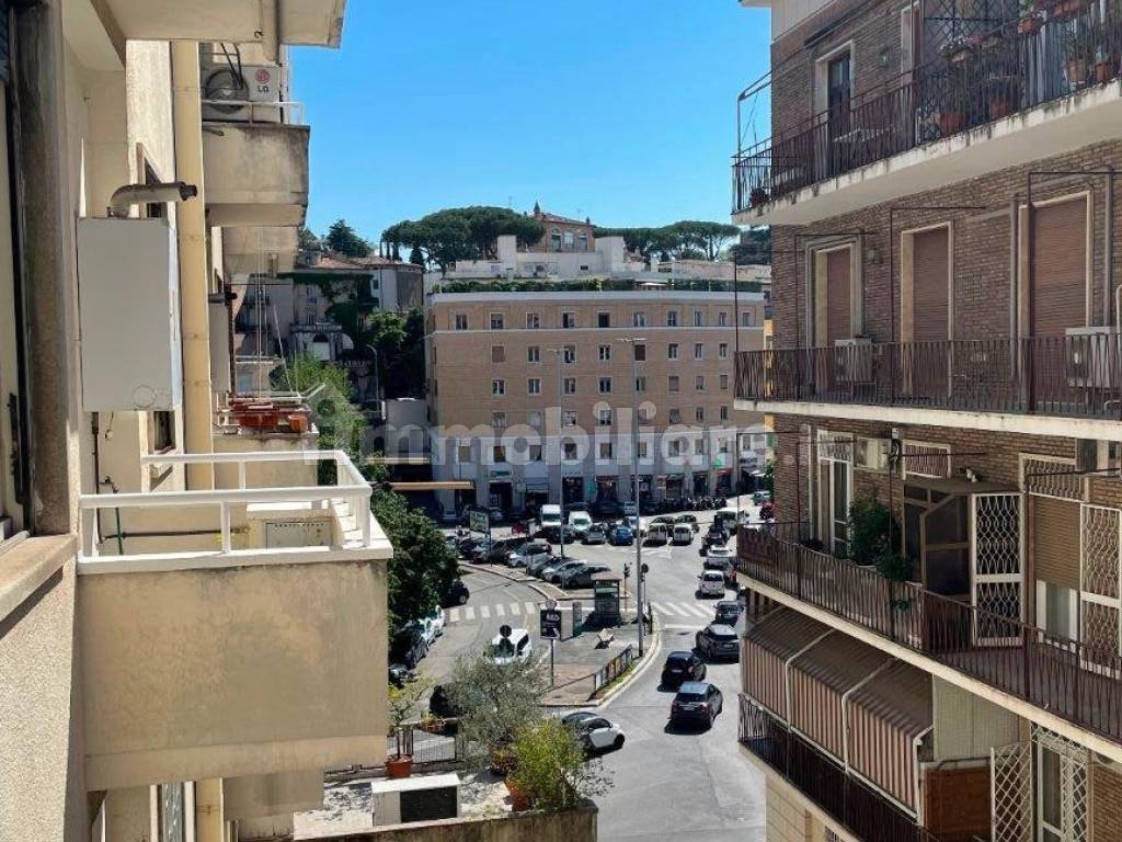 Rent Apartment Rome. 2-room flat, Excellent condition, fourth floor ...