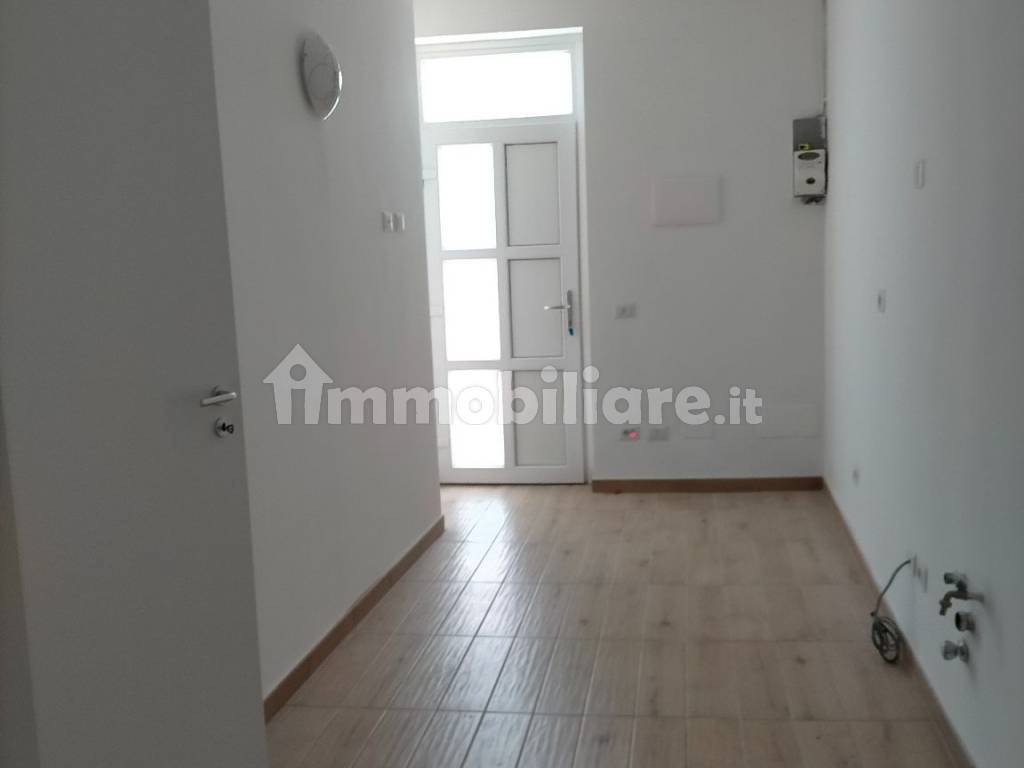 Sale Apartment in via Gesù 6. Cambiago. Excellent condition, first ...