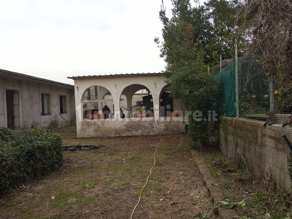 Vendita Villa unifamiliare in via Santa Reparata Minturno. Ottimo stato ...