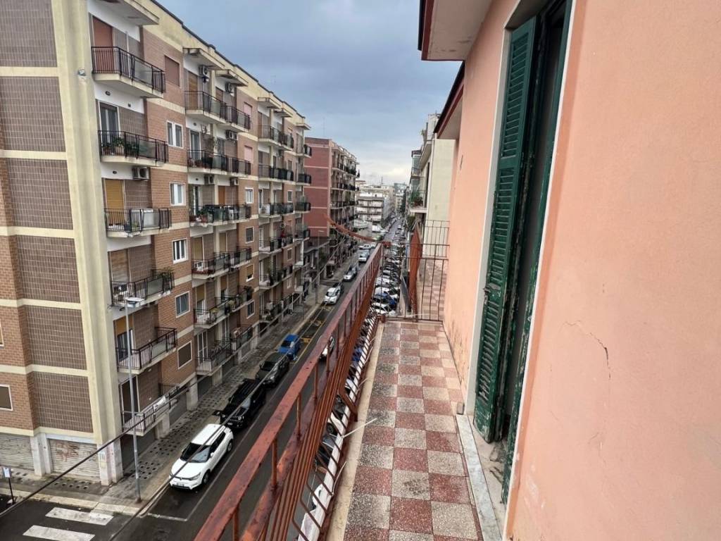 Vendita Appartamento Bari. Bilocale in via Premuda 13. Da ristrutturare ...