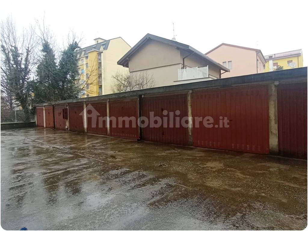 Vendita Appartamento Bollate. Trilocale in via Roma 35. Buono stato ...