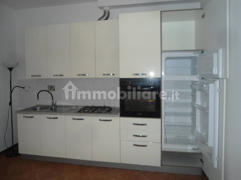 Affitto Appartamento Bologna. Bilocale in via Angelo Finelli. Buono ...