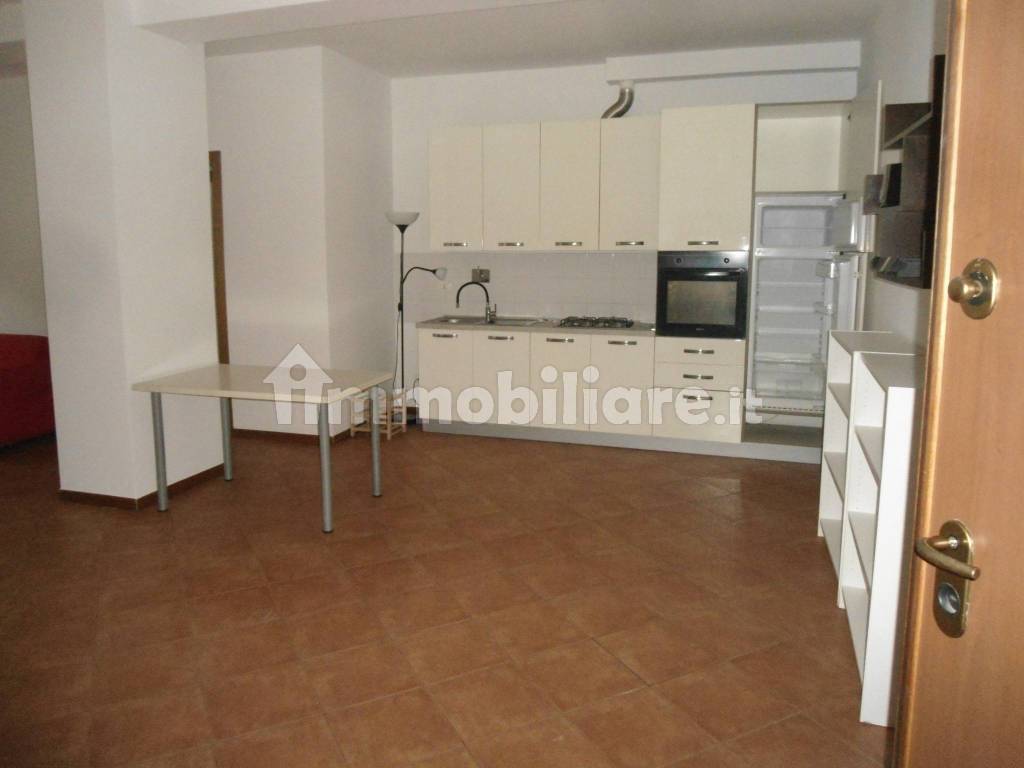 Affitto Appartamento Bologna. Bilocale in via Angelo Finelli. Buono ...