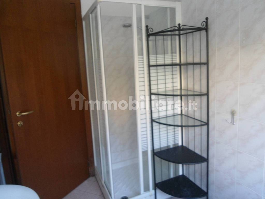 Affitto Appartamento Bologna. Bilocale in via Angelo Finelli. Buono ...