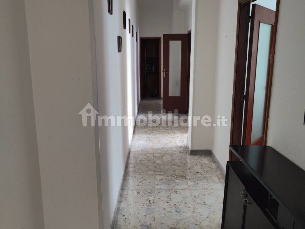 Affitto Appartamento Taranto. Bilocale in via Edoardo Masdea 12. Buono ...