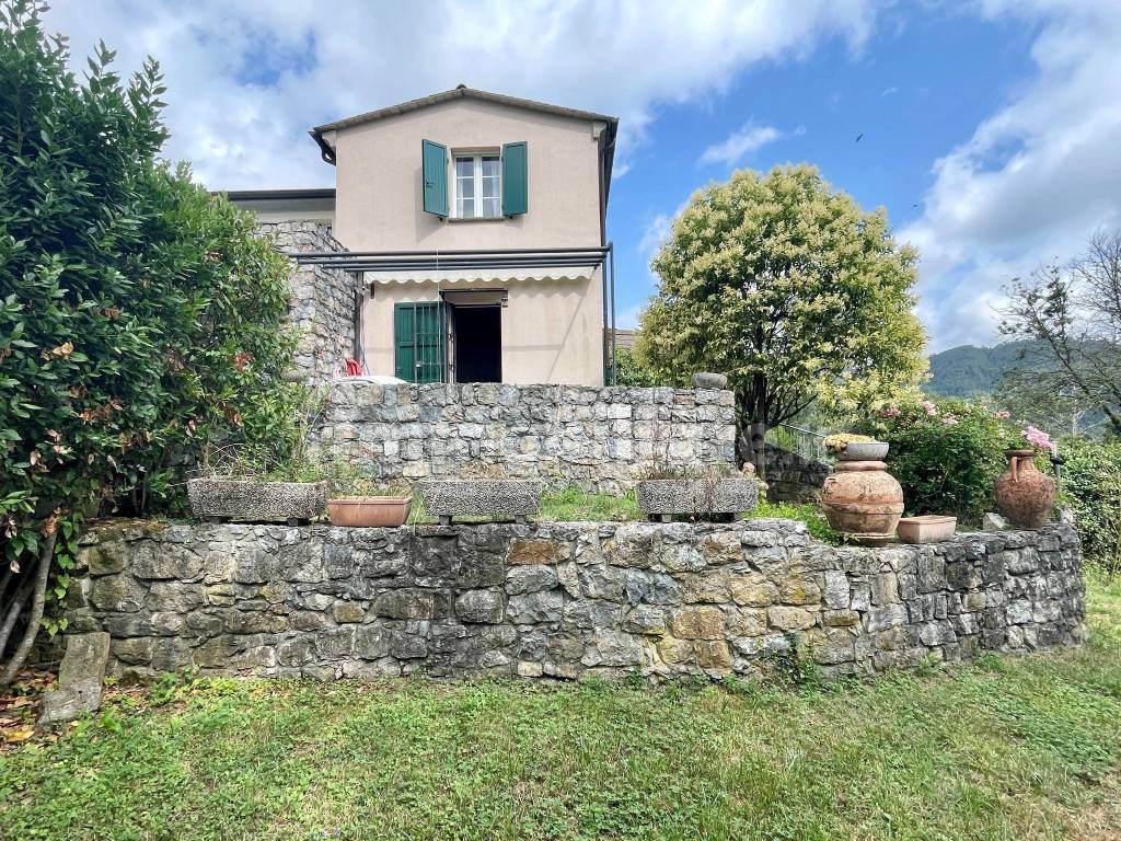 Vendita Villa a schiera in Località Chiesanuova Levanto. Ottimo stato ...