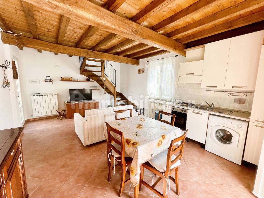 Vendita Villa a schiera in Località Chiesanuova Levanto. Ottimo stato ...