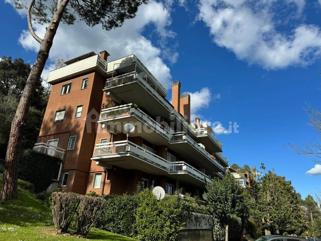 Vendita Appartamento Roma. Bilocale in viale Cortina d'Ampezzo. Ottimo ...