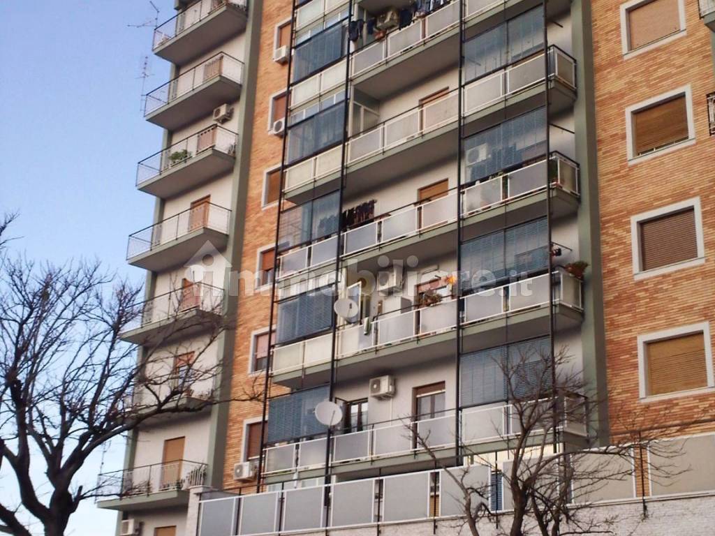 Vendita Appartamento Palermo. Quadrilocale in via Oreto 324. Ottimo ...