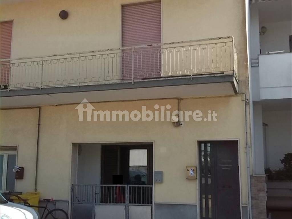 Vendita Appartamento Melendugno. Quadrilocale in via Melendugno Martano ...