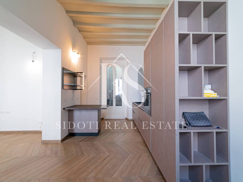 Vendita Appartamento Milano. Trilocale in via Castelfidardo 8. Ottimo ...