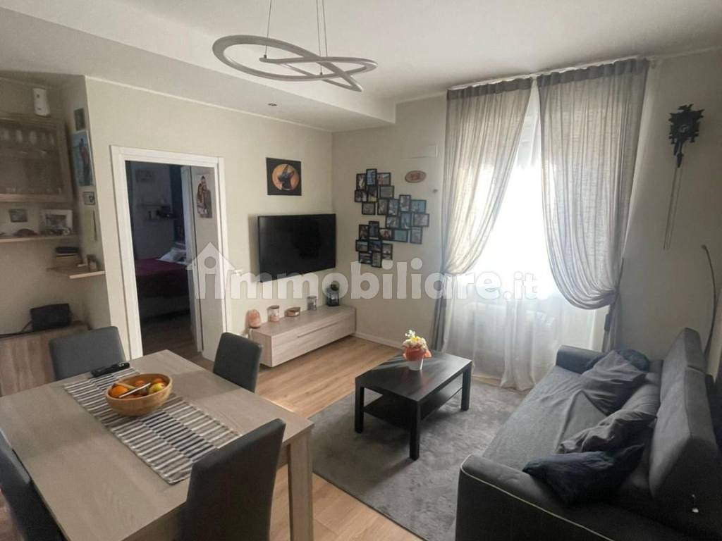 Vendita Appartamento Milano. Trilocale in via Val Maggia 6. Ottimo ...