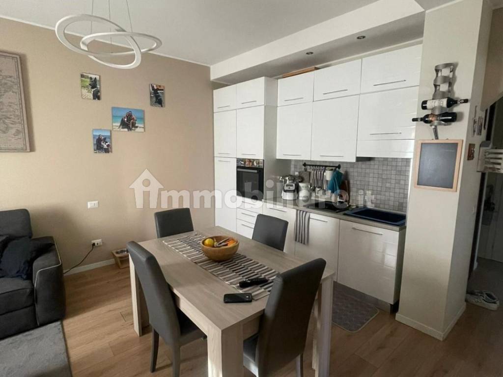 Vendita Appartamento Milano. Trilocale in via Val Maggia 6. Ottimo ...