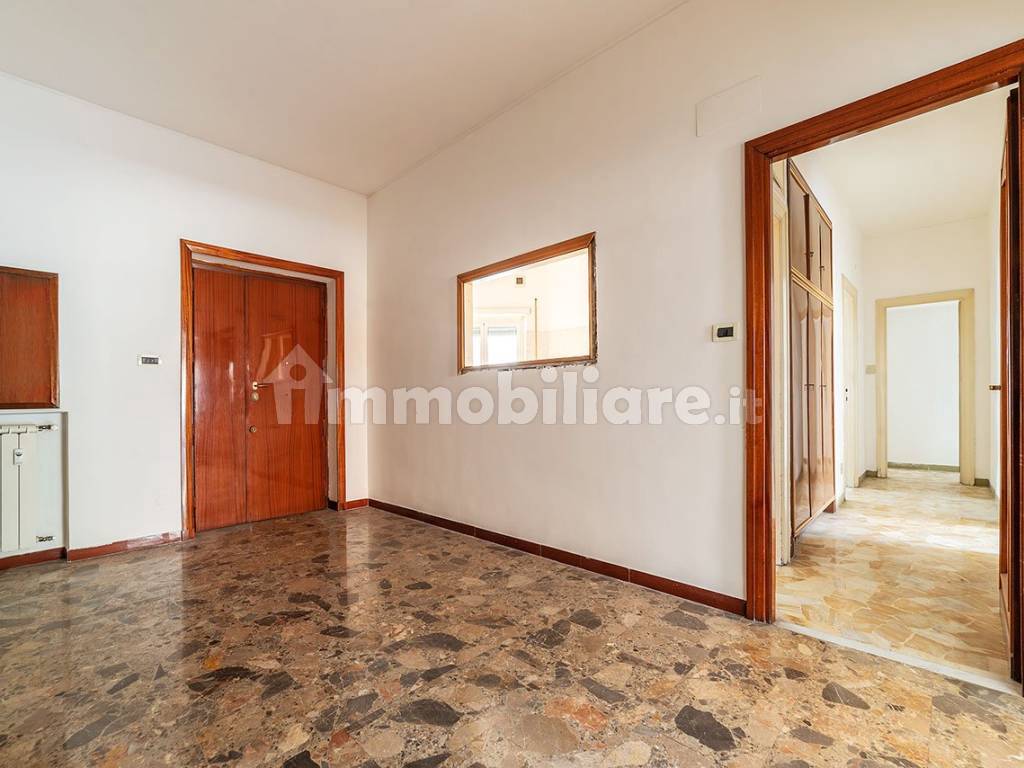 Vendita Appartamento in via Baldo degli Ubaldi 272. Roma. Da ...
