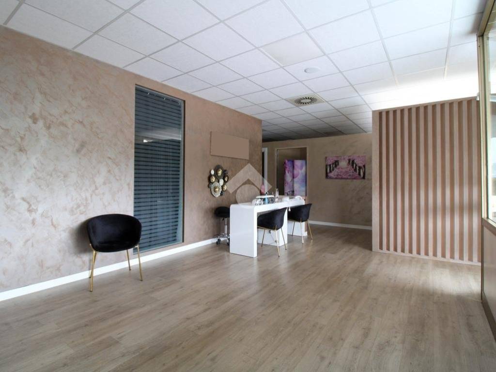 Ufficio - Studio via Adro 2, Capriolo, Rif. 110096037 - Immobiliare.it