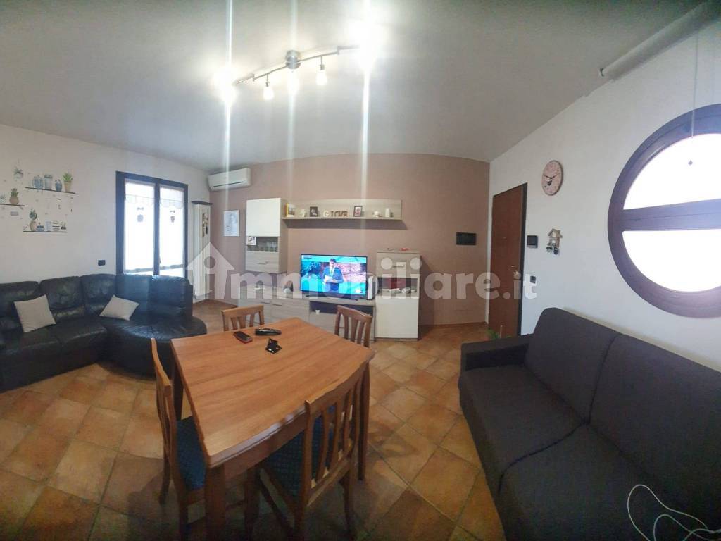 Vendita Appartamento San Cesario sul Panaro. Quadrilocale in via ...