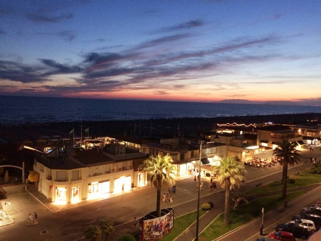 Sale Single family villa in via Michele Rosi 18 Camaiore. Excellent ...