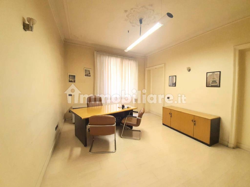 Ufficio - Studio via Giosuè Carducci, Roma, Rif. 110149201 - Immobiliare.it