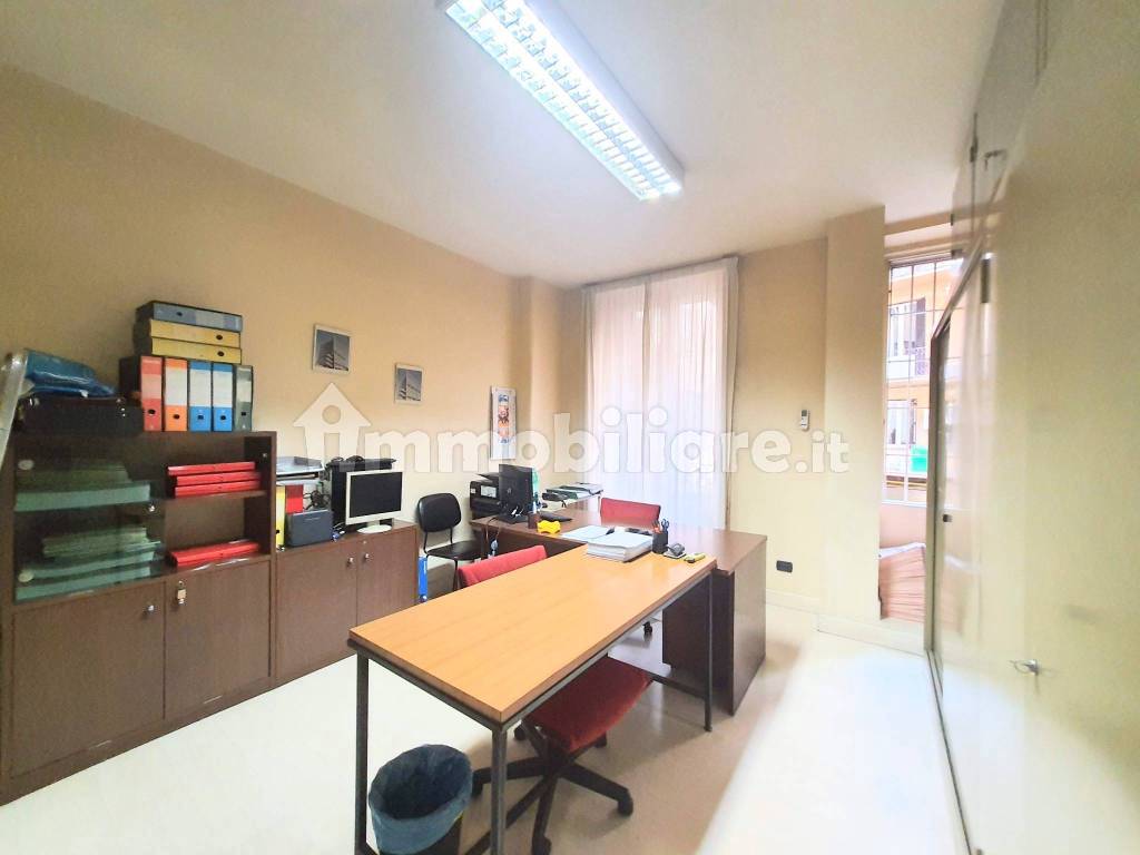 Ufficio - Studio via Giosuè Carducci, Roma, Rif. 110149201 - Immobiliare.it