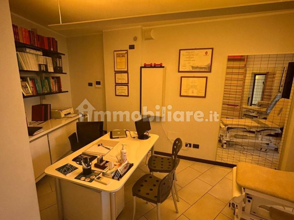 Ufficio - Studio via Guglielmo Amidani 11, Cremona, Rif. 110152751 - Immobiliare.it