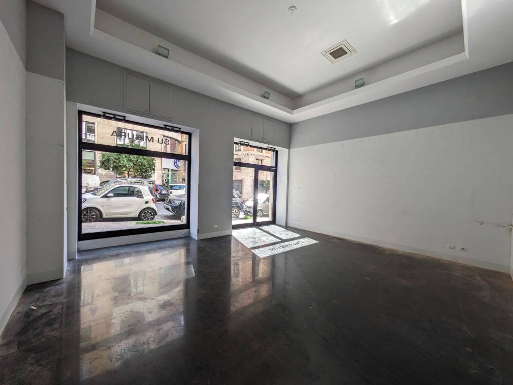 Locale commerciale via Barberini 63, Roma, Rif. 110154811 - Immobiliare.it