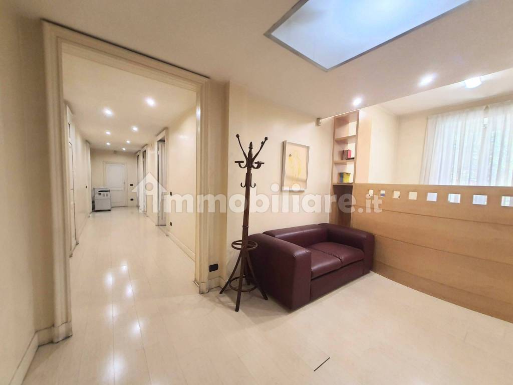 Vendita Appartamento in via Giosuè Carducci. Roma. Buono stato, primo ...