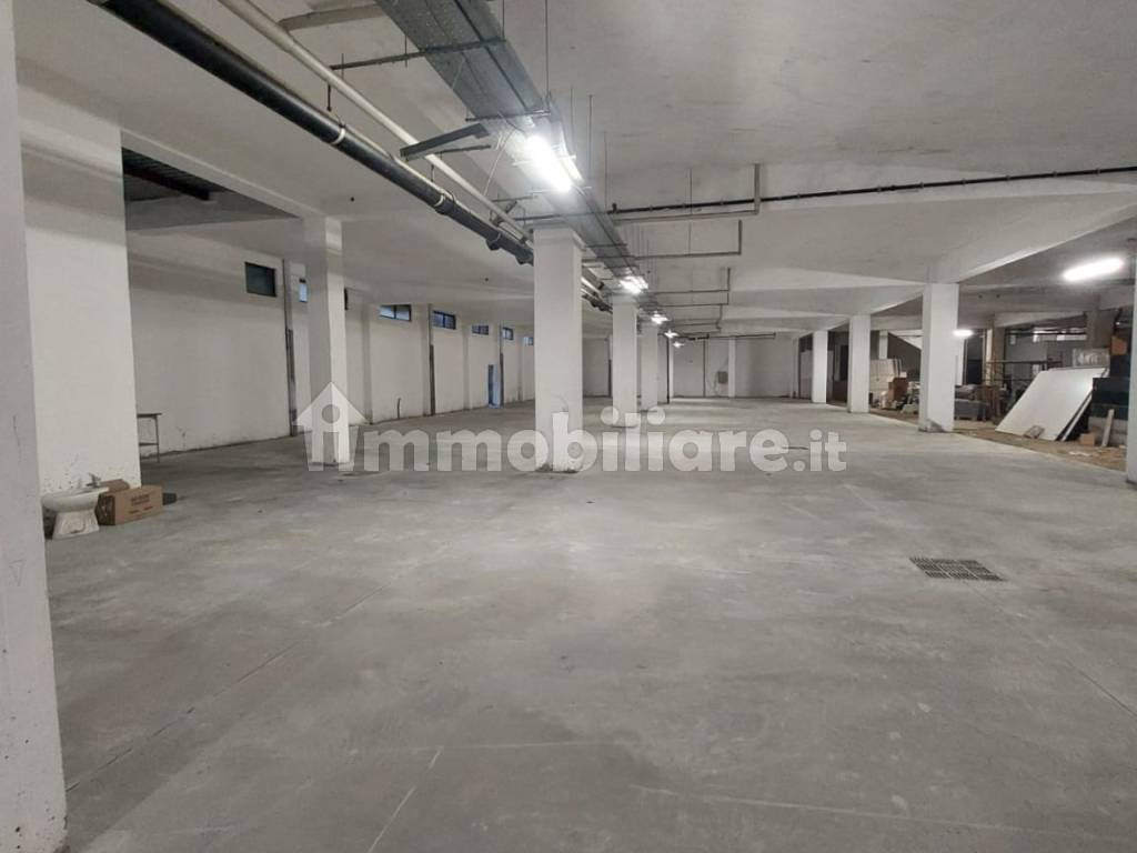 Magazzino - Deposito via Francesco Aquilanti 8, Roma, Rif. 110171479 ...