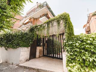 Case in vendita in Via Raffaele Cappelli, Roma - Immobiliare.it