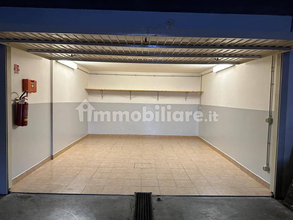 Garage - Box via Ponte di Ferro 31, Velletri, Rif. 109681963 ...